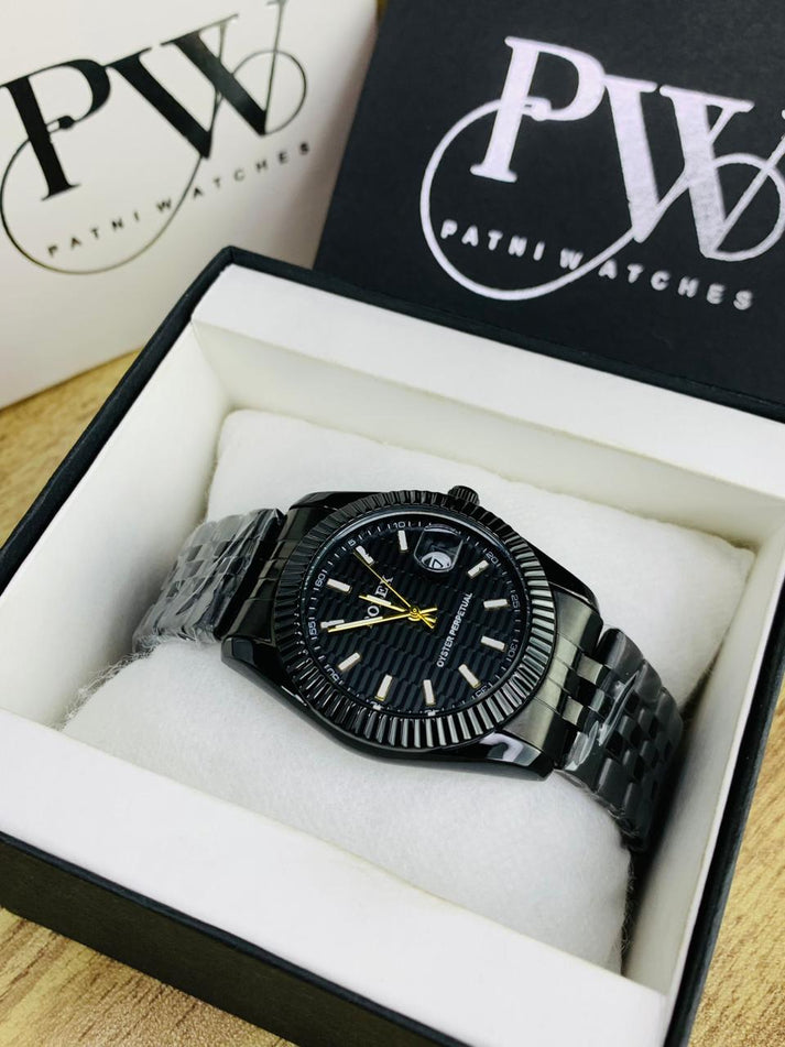 Stone Model With Date Adjustment (Gold) - Patni Watches